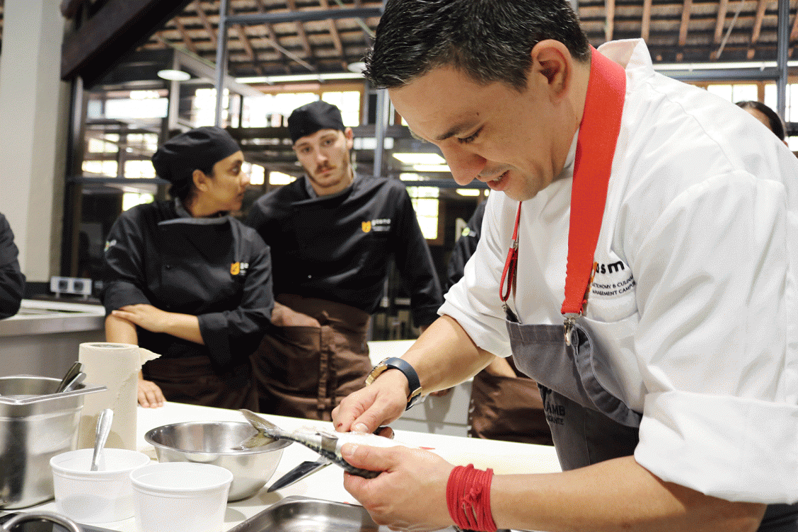 Cursos y títulos necesarios para ser chef. | Superprof